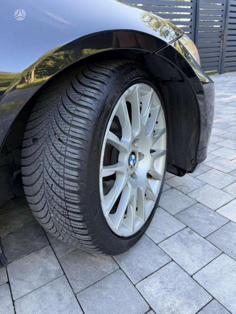 Melns BMW 316 2010 Viļņa, ar dzinēja tilpumu 2.00 L un nobraukumu 343 tūkst. km par 3300 €, foto 26 vietnē AUTOMOTO.COM.LV