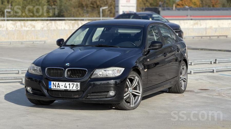 Black BMW 316 2010 in Riga, with an engine capacity of 2.00 L and mileage of 262 thousand km for 4100 €, photo 1 on AUTOMOTO.COM.LV