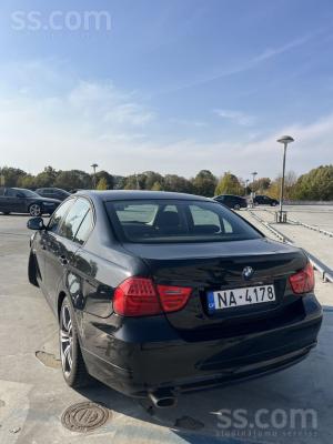 Black BMW 316 2010 in Riga, with an engine capacity of 2.00 L and mileage of 262 thousand km for 4100 €, photo 5 on AUTOMOTO.COM.LV