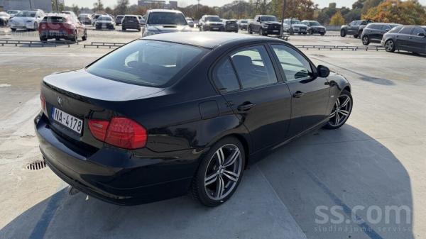 Black BMW 316 2010 in Riga, with an engine capacity of 2.00 L and mileage of 262 thousand km for 4100 €, photo 10 on AUTOMOTO.COM.LV