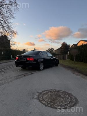 Melns BMW 316 2011 Rīga, ar dzinēja tilpumu 2.00 L un nobraukumu 308 tūkst. km par 4400 €, foto 4 vietnē AUTOMOTO.COM.LV