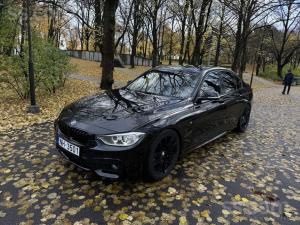 Melns BMW 316 2012 Rīga, ar dzinēja tilpumu 2.00 L un nobraukumu 299 tūkst. km par 10500 €, foto  vietnē AUTOMOTO.COM.LV