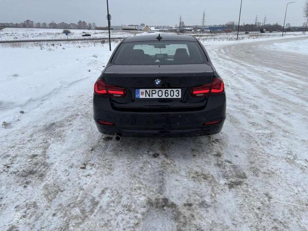 Black BMW 316 2012 in Kaunas, with an engine capacity of 2.00 L and mileage of 326 thousand km for 8900 €, photo 6 on AUTOMOTO.COM.LV