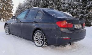 Black BMW 316 2012 in Vilnius, with an engine capacity of 2.00 L and mileage of 320 thousand km for 5700 €, photo 2 on AUTOMOTO.COM.LV