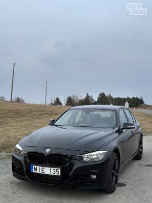 Melns BMW 316 2012 Jonava, ar dzinēja tilpumu 2.00 L un nobraukumu 238 tūkst. km par 6999 €, foto  vietnē AUTOMOTO.COM.LV
