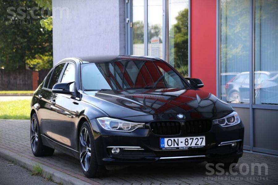 Black BMW 316 2012 in Riga, with an engine capacity of 2.00 L and mileage of 230 thousand km for 6995 €, photo 5 on AUTOMOTO.COM.LV