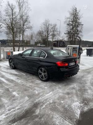 Melns BMW 316 2013 Viļņa, ar dzinēja tilpumu 2.00 L un nobraukumu 294 tūkst. km par 7900 €, foto 6 vietnē AUTOMOTO.COM.LV