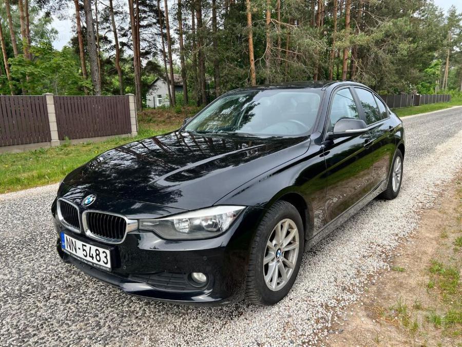 Black BMW 316 2013 in Riga, with an engine capacity of 2.00 L and mileage of 146 thousand km for 6930 €, photo 1 on AUTOMOTO.COM.LV