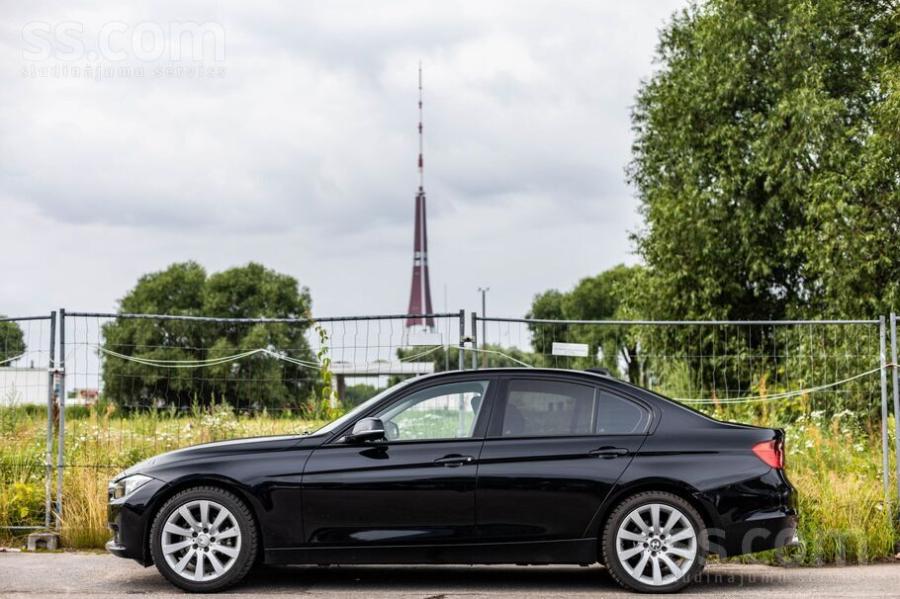 Black BMW 316 2013 in Riga, with an engine capacity of 2.00 L and mileage of 355 thousand km for 8590 €, photo 5 on AUTOMOTO.COM.LV