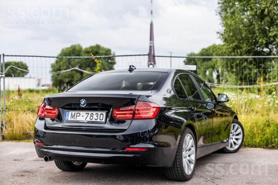 Black BMW 316 2013 in Riga, with an engine capacity of 2.00 L and mileage of 355 thousand km for 8590 €, photo 8 on AUTOMOTO.COM.LV