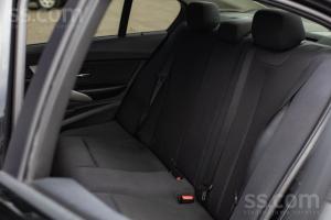 Black BMW 316 2013 in Riga, with an engine capacity of 2.00 L and mileage of 355 thousand km for 8590 €, photo 11 on AUTOMOTO.COM.LV