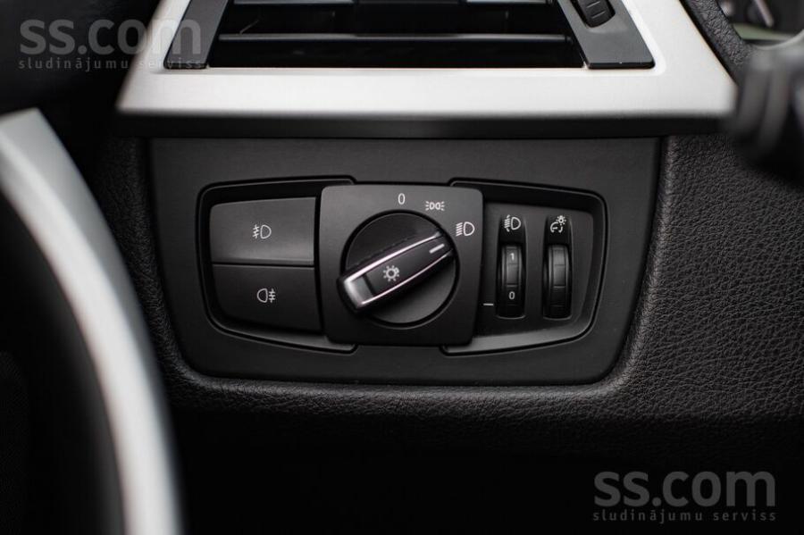 Black BMW 316 2013 in Riga, with an engine capacity of 2.00 L and mileage of 355 thousand km for 8590 €, photo 15 on AUTOMOTO.COM.LV