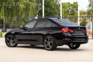 Black BMW 316 2014 in Riga, with an engine capacity of 1.60 L and mileage of 150 thousand km for 11900 €, photo 7 on AUTOMOTO.COM.LV