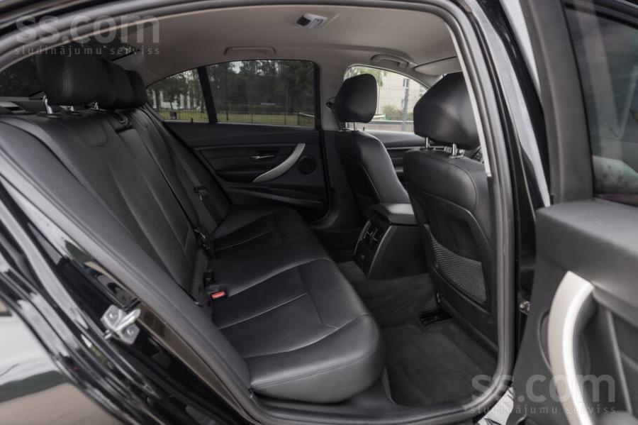 Black BMW 316 2014 in Riga, with an engine capacity of 1.60 L and mileage of 150 thousand km for 11900 €, photo 10 on AUTOMOTO.COM.LV