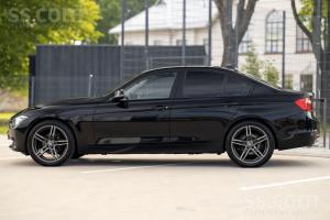 Black BMW 316 2014 in Riga, with an engine capacity of 1.60 L and mileage of 150 thousand km for 11900 €, photo 13 on AUTOMOTO.COM.LV