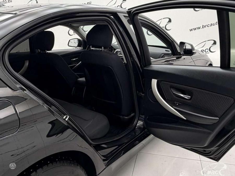 Melns BMW 316 2015 Viļņa, ar dzinēja tilpumu 1.60 L un nobraukumu 203 tūkst. km par 5900 €, foto 14 vietnē AUTOMOTO.COM.LV