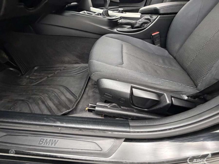 Melns BMW 316 2015 Viļņa, ar dzinēja tilpumu 1.60 L un nobraukumu 203 tūkst. km par 5900 €, foto 23 vietnē AUTOMOTO.COM.LV