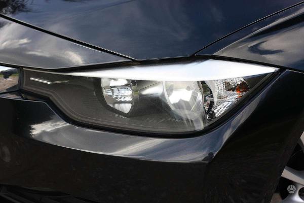 BMW 316 2015 in Kretinga on AUTOMOTO.COM.LV Black BMW 316 2015 in Kretinga, with an engine capacity of 2.00 L and mileage of 218 thousand km for 7999 β¬, photo 9 on AUTOMOTO.COM.LV