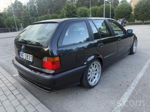 Black BMW 316 1998 in Riga, with an engine capacity of 1.60 L and mileage of 0 thousand km for 2400 €, photo 3 on AUTOMOTO.COM.LV