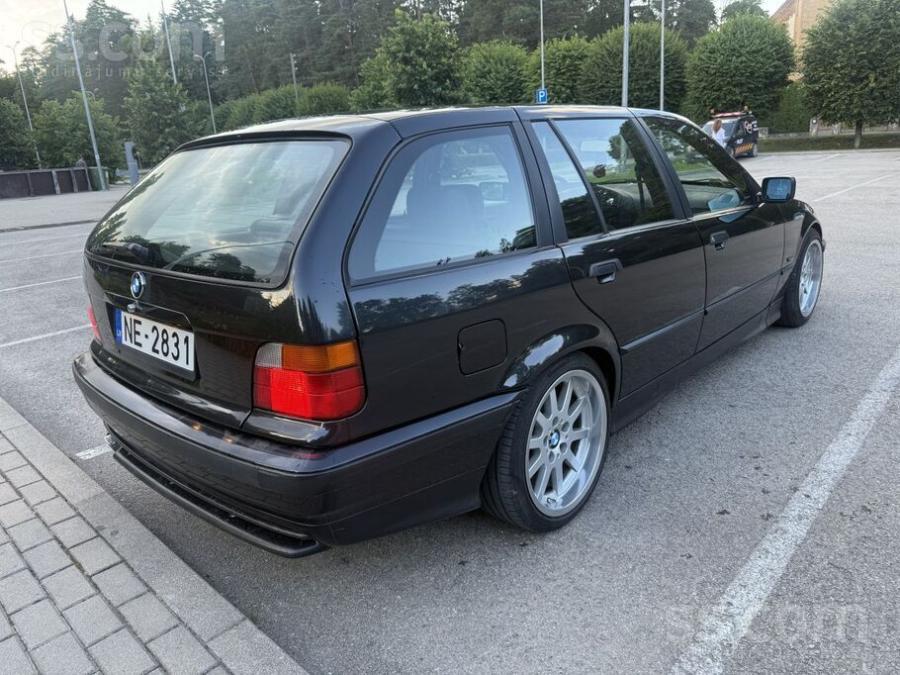 Black BMW 316 1998 in Riga, with an engine capacity of 1.60 L and mileage of 0 thousand km for 2400 €, photo 3 on AUTOMOTO.COM.LV