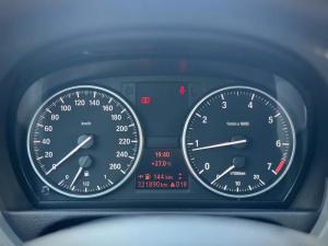 Melns BMW 316 2009 Jelgava, ar dzinēja tilpumu 1.60 L un nobraukumu 322 tūkst. km par 3890 €, foto 15 vietnē AUTOMOTO.COM.LV