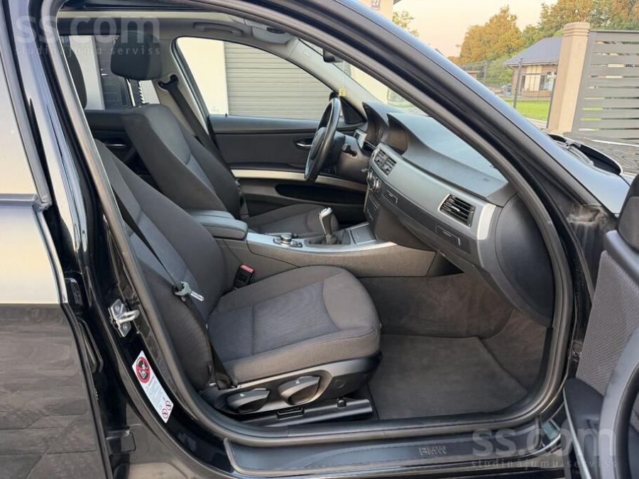 Melns BMW 316 2010 Valmiera, ar dzinēja tilpumu 2.00 L un nobraukumu 285 tūkst. km par 4400 €, foto 15 vietnē AUTOMOTO.COM.LV