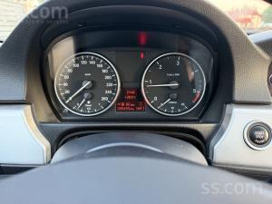 Melns BMW 316 2010 Valmiera, ar dzinēja tilpumu 2.00 L un nobraukumu 285 tūkst. km par 4400 €, foto 21 vietnē AUTOMOTO.COM.LV