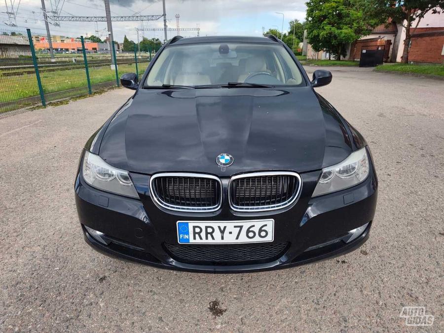 Black BMW 316 2010 in Siauliai, with an engine capacity of 2.00 L and mileage of 258 thousand km for 3950 €, photo 3 on AUTOMOTO.COM.LV