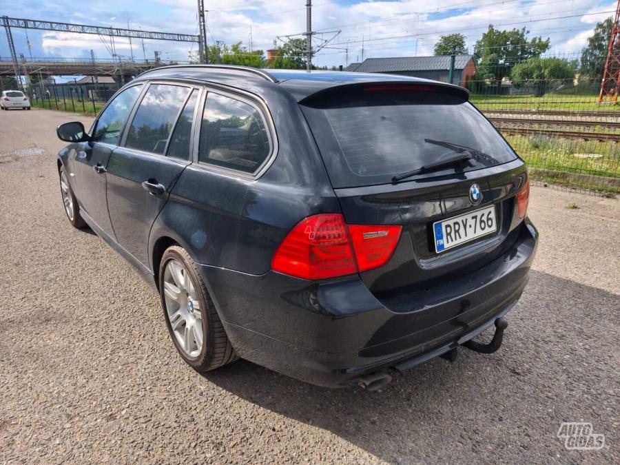 Black BMW 316 2010 in Siauliai, with an engine capacity of 2.00 L and mileage of 258 thousand km for 3950 €, photo 7 on AUTOMOTO.COM.LV
