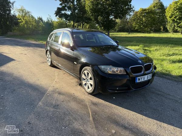 Melns BMW 316 2010 Viļņa, ar dzinēja tilpumu 2.00 L un nobraukumu 314 tūkst. km par 3600 €, foto 3 vietnē AUTOMOTO.COM.LV