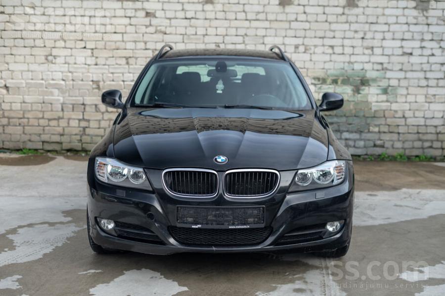 Melns BMW 316 2010 Liepāja, ar dzinēja tilpumu 1.60 L un nobraukumu 222 tūkst. km par 3950 €, foto 3 vietnē AUTOMOTO.COM.LV