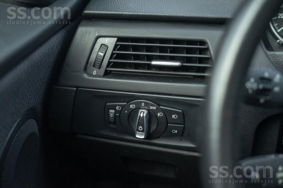 Melns BMW 316 2010 Liepāja, ar dzinēja tilpumu 1.60 L un nobraukumu 222 tūkst. km par 3950 €, foto 23 vietnē AUTOMOTO.COM.LV