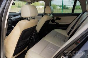 Black BMW 316 2011 in Riga, with an engine capacity of 2.00 L and mileage of 0 thousand km for 5690 €, photo 9 on AUTOMOTO.COM.LV