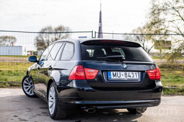 Black BMW 316 2011 in Riga, with an engine capacity of 2.00 L and mileage of 285 thousand km for 5990 €, photo 6 on AUTOMOTO.COM.LV