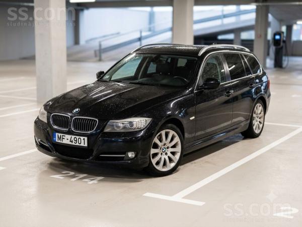 Black BMW 316 2011 in Riga, with an engine capacity of 2.00 L and mileage of 321 thousand km for 4500 €, photo 1 on AUTOMOTO.COM.LV