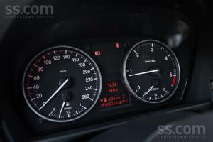 Melns BMW 316 2011 Tukums, ar dzinēja tilpumu 2.00 L un nobraukumu 0 tūkst. km par 5290 €, foto 21 vietnē AUTOMOTO.COM.LV