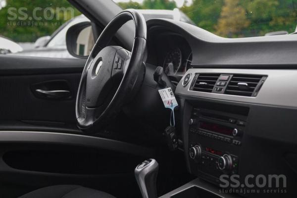 Black BMW 316 2011 in Riga, with an engine capacity of 2.00 L and mileage of 231 thousand km for 4490 €, photo 6 on AUTOMOTO.COM.LV