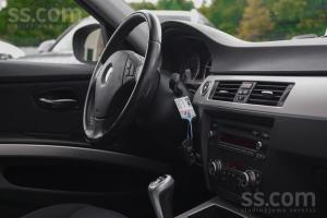 Melns BMW 316 2011 Rīga, ar dzinēja tilpumu 2.00 L un nobraukumu 231 tūkst. km par 4490 €, foto 7 vietnē AUTOMOTO.COM.LV
