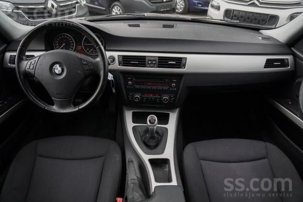 Black BMW 316 2011 in Riga, with an engine capacity of 2.00 L and mileage of 231 thousand km for 4490 €, photo 8 on AUTOMOTO.COM.LV