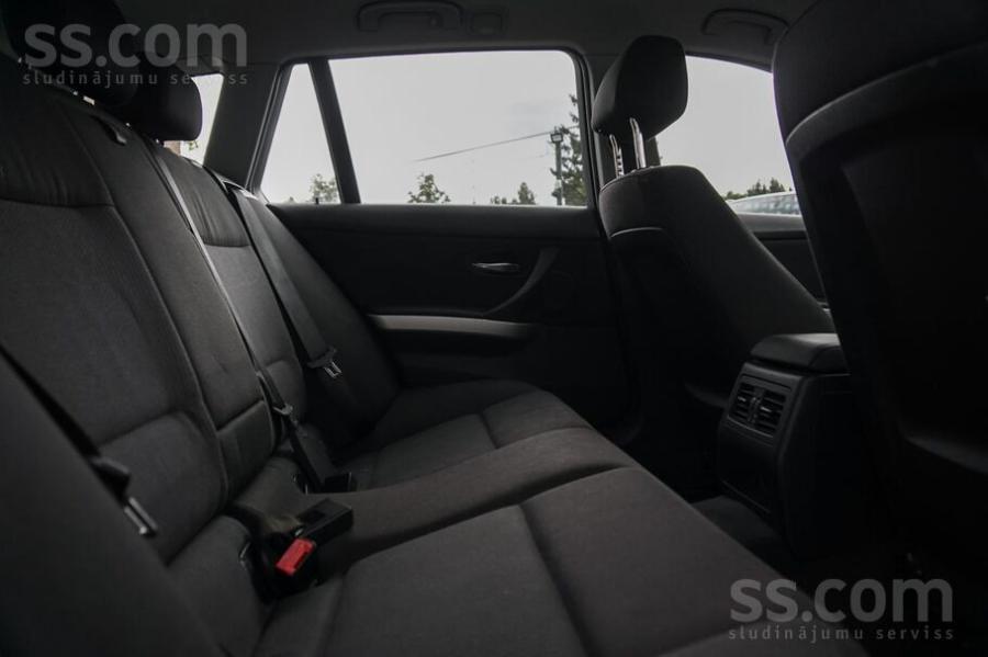 Melns BMW 316 2011 Rīga, ar dzinēja tilpumu 2.00 L un nobraukumu 231 tūkst. km par 4490 €, foto 15 vietnē AUTOMOTO.COM.LV
