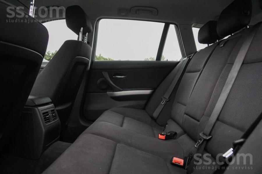 Melns BMW 316 2011 Rīga, ar dzinēja tilpumu 2.00 L un nobraukumu 231 tūkst. km par 4490 €, foto 16 vietnē AUTOMOTO.COM.LV