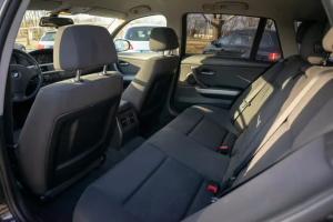 Black BMW 316 2011 in Liepaja, with an engine capacity of 2.00 L and mileage of 269 thousand km for 4900 €, photo 10 on AUTOMOTO.COM.LV