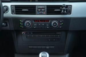 Black BMW 316 2011 in Liepaja, with an engine capacity of 2.00 L and mileage of 269 thousand km for 4900 €, photo 16 on AUTOMOTO.COM.LV