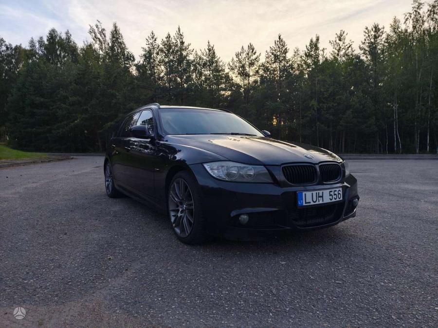 Black BMW 316 2011 in Kedainiai, with an engine capacity of 2.00 L and mileage of 320 thousand km for 4400 €, photo 3 on AUTOMOTO.COM.LV