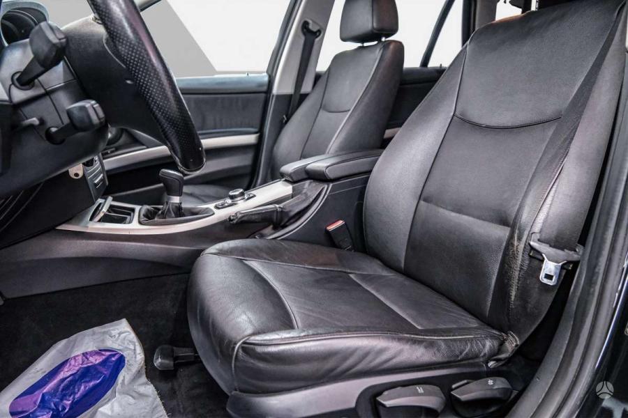 Melns BMW 316 2011 Kauņa, ar dzinēja tilpumu 2.00 L un nobraukumu 253 tūkst. km par 4990 €, foto 6 vietnē AUTOMOTO.COM.LV