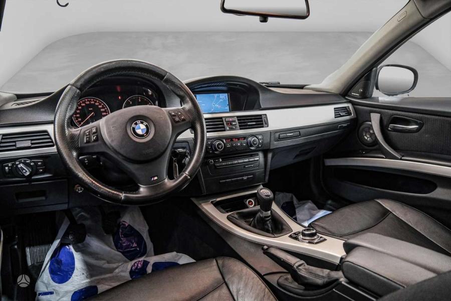 Melns BMW 316 2011 Kauņa, ar dzinēja tilpumu 2.00 L un nobraukumu 253 tūkst. km par 4990 €, foto 12 vietnē AUTOMOTO.COM.LV