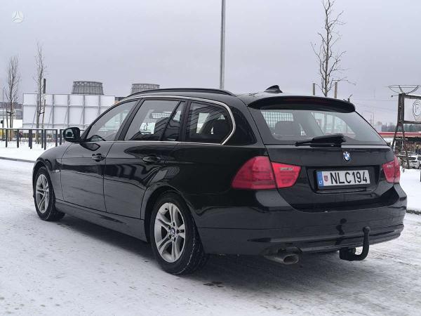 Melns BMW 316 2012 Viļņa, ar dzinēja tilpumu 2.00 L un nobraukumu 227 tūkst. km par 4999 €, foto 3 vietnē AUTOMOTO.COM.LV