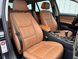Black BMW 316 2012 in Riga, with an engine capacity of 2.00 L and mileage of 253 thousand km for 5795 €, photo 6 on AUTOMOTO.COM.LV