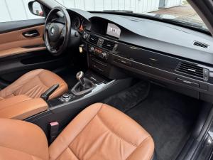 Black BMW 316 2012 in Riga, with an engine capacity of 2.00 L and mileage of 253 thousand km for 5795 €, photo 7 on AUTOMOTO.COM.LV