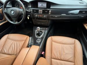 Black BMW 316 2012 in Riga, with an engine capacity of 2.00 L and mileage of 253 thousand km for 5795 €, photo 10 on AUTOMOTO.COM.LV